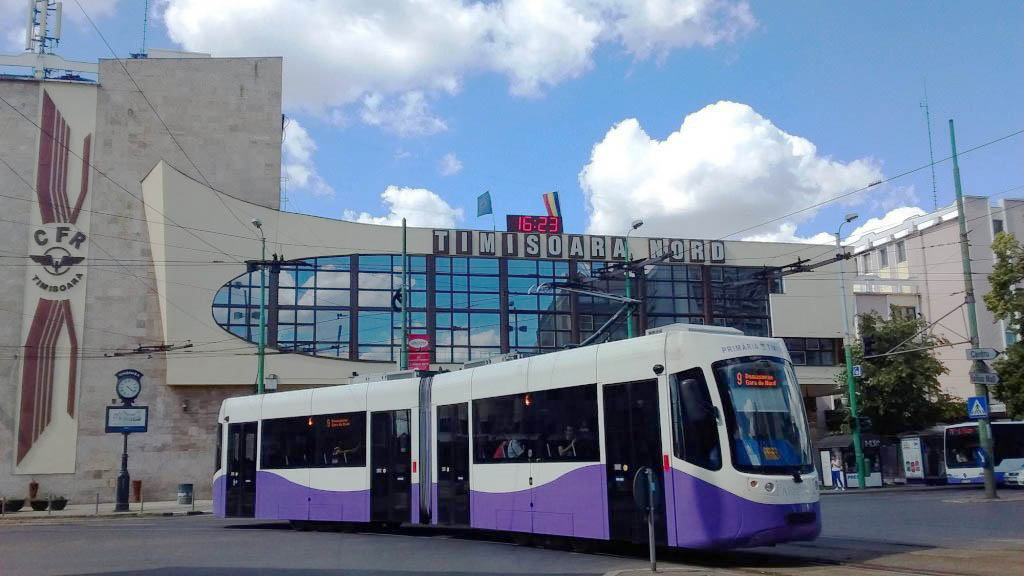 Mijloacele de transport în comun din Timișoara circulă după un program ...